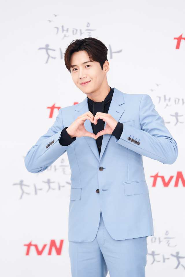 갯마을차차차 김선호 다재다능 캐릭터 위해 촬영전 서핑 커피내리는 법까지 배워